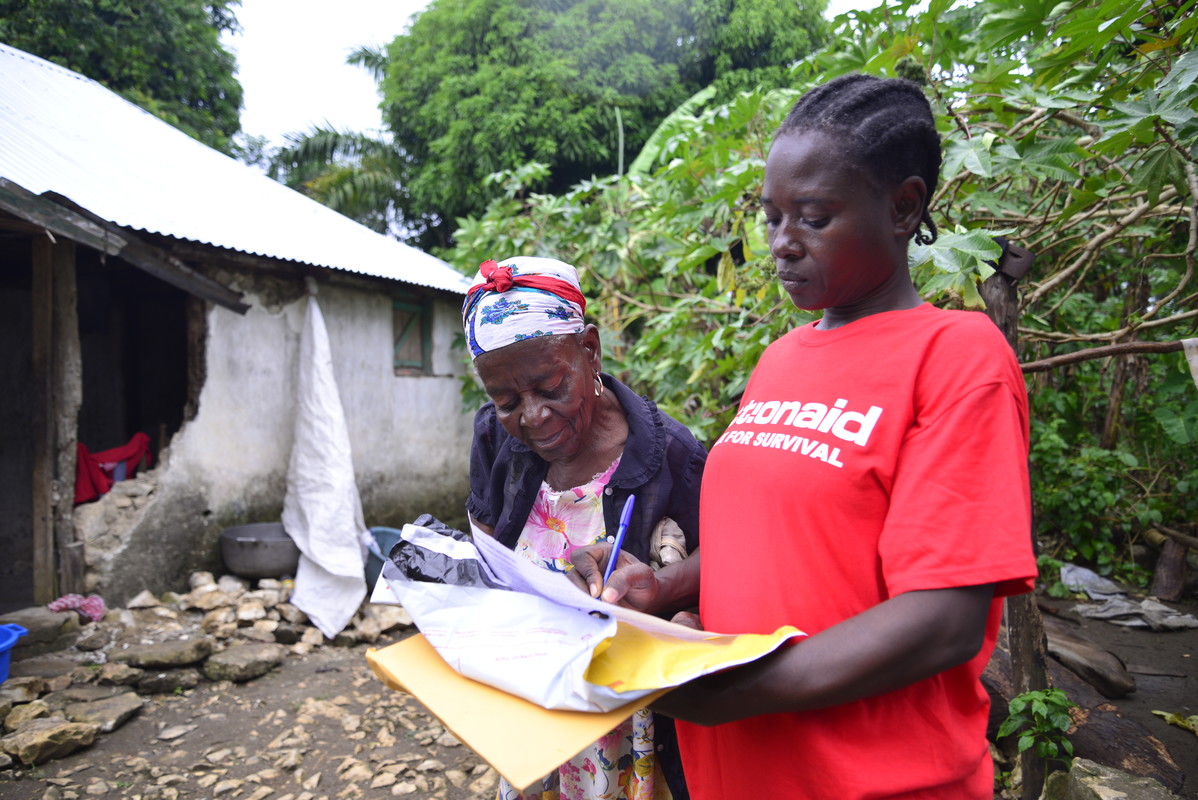 Women lead Haiti earthquake response - ActionAid Australia